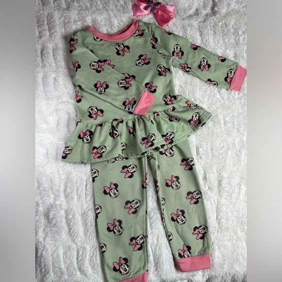Matching Sets | Minnie Mouse Pants And Sweater Outfit | Poshmark